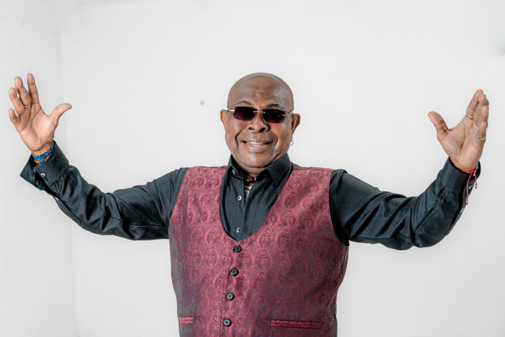 Wilson "Saoko" Manyoma presenta su nuevo sencillo "El Panadero"